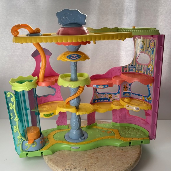 Littlest Pet Shop | Toys | Littlest Pet Shop Round N Round Pet Town ...